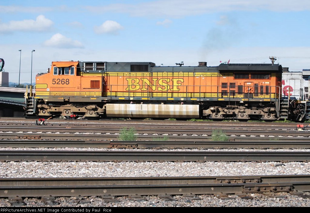 BNSF 5268